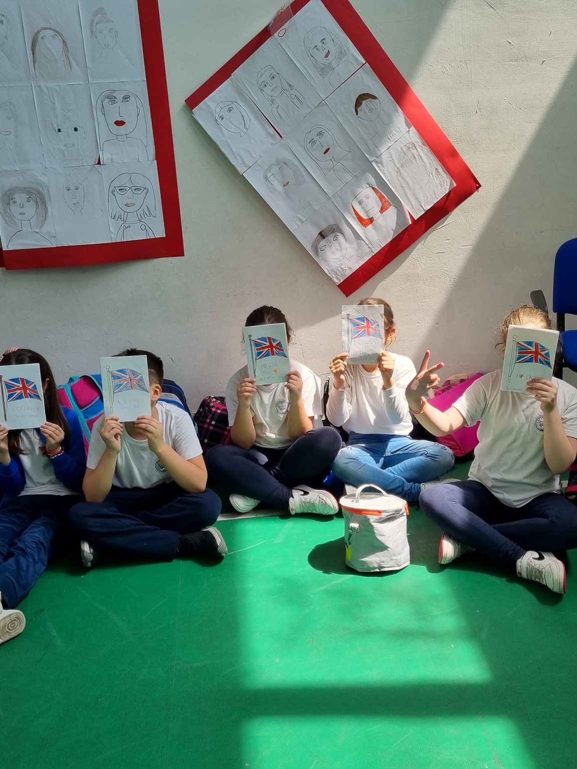 “I LOVE ENGLISH” – III C. D. "MADRE TERESA DI CALCUTTA"